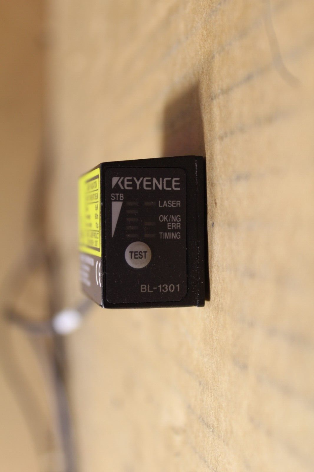 Keyence BL-1301 Digital Laser Barcode Reader – B&D Asset Recovery